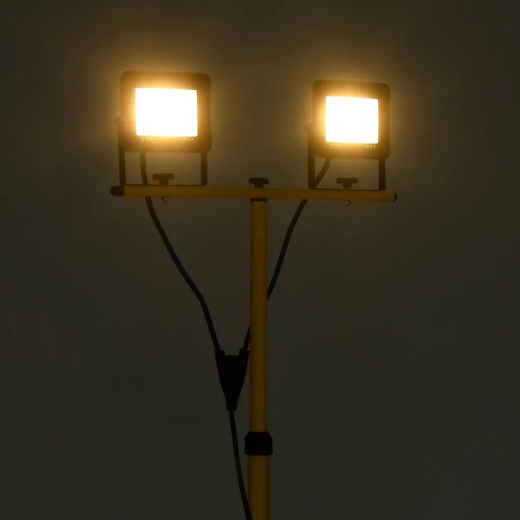 LED reflektor se stojanem 2 x 20 W teplé bílé světlo 149654