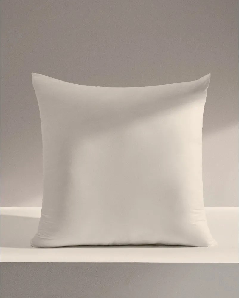 Polštář 70x70 cm Fluff – Kave Home