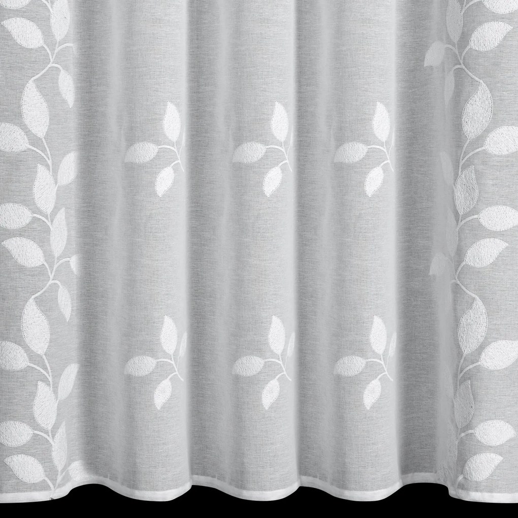 ZÁCLONA NA PÁSCE ARIELA 140X270 CM LISTY