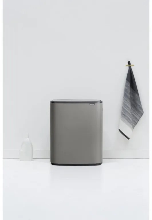 Brabantia BO TOUCH BIN Dotykový odpadkový koš 60 l - minerální světle šedá