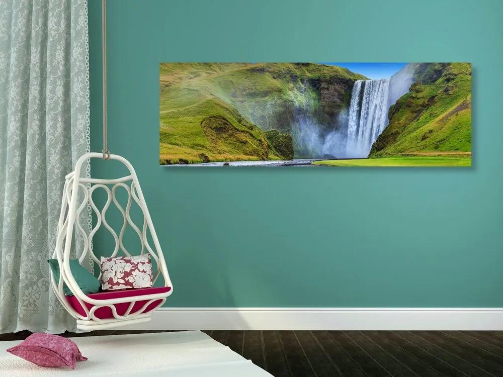 Obraz ikonický vodopád na Islandu - 120x40 cm