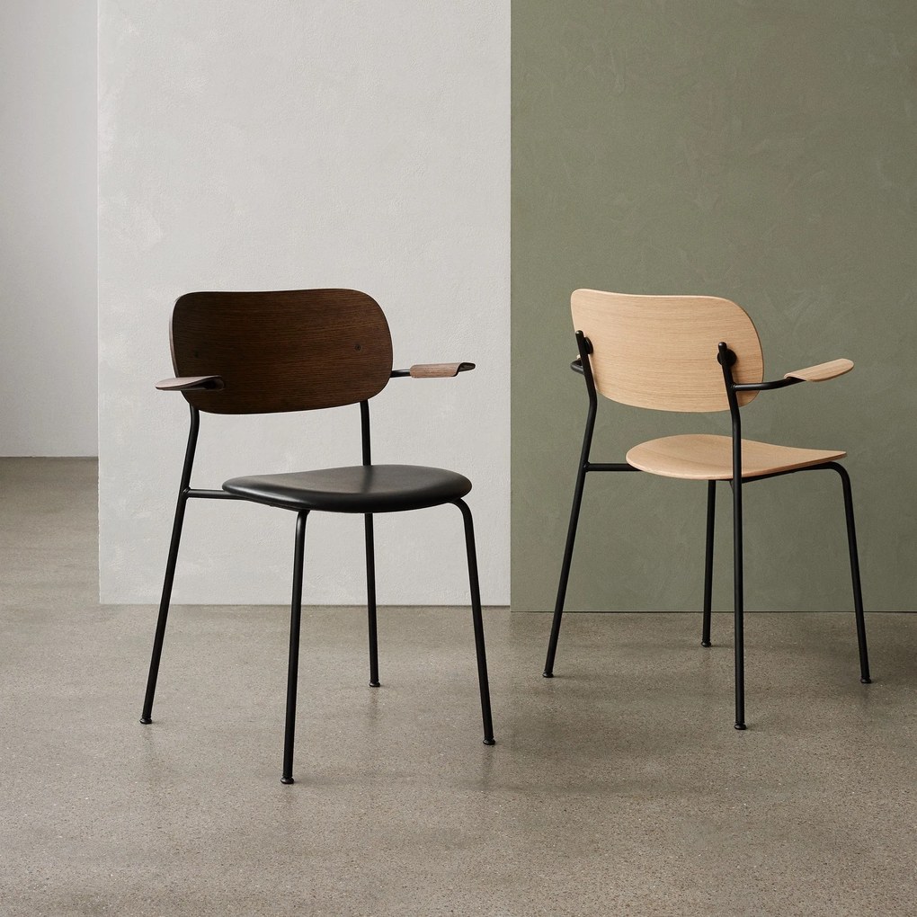 AUDO (MENU) Židle Co Chair, Black / Dark Oak