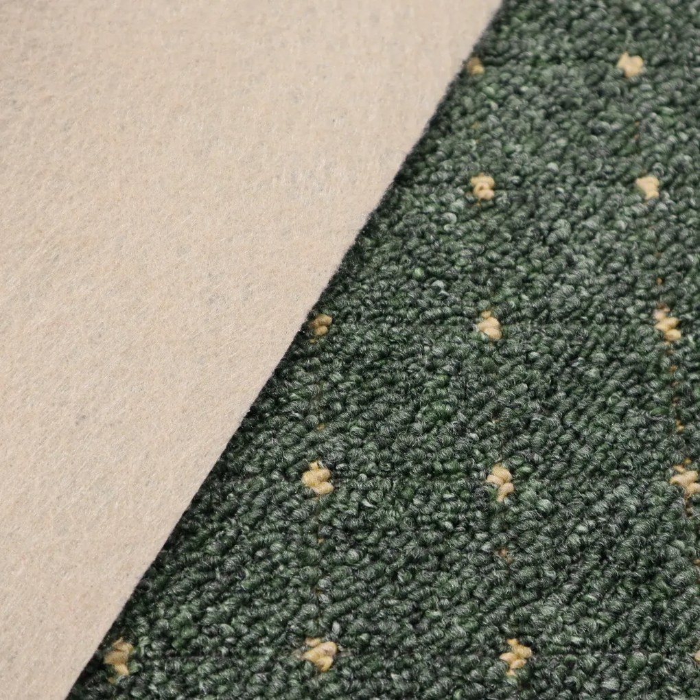 Condor Carpets, Metrážový koberec Udinese zelený - neúčtujeme odřezky z role, na míru, šíře 4m, zelená, filc, chodba / předsíň