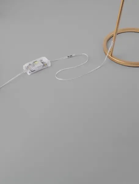 Designová stojací lampa Flute zlatá