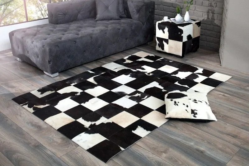 Deflee luxusní koberec RODEO BLACK WHITE pravá kožešina KOB37444pravá kůže  195 cm x 140 cm