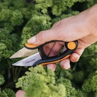 Fiskars Solid SP220 Nůžky na bylinky