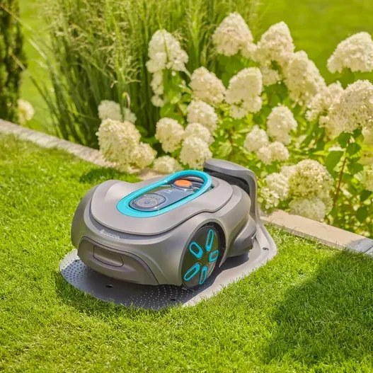 Gardena Robotická sekačka smart SILENO max 900 m²