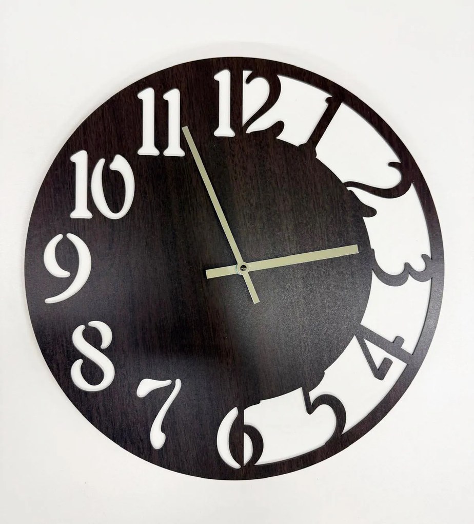 dřevo života Nástěnné hodiny CLOCK - II. jakost Zvolte barvu dekoru: Wenge, Zvolte velikost hodin (cm): 40x40
