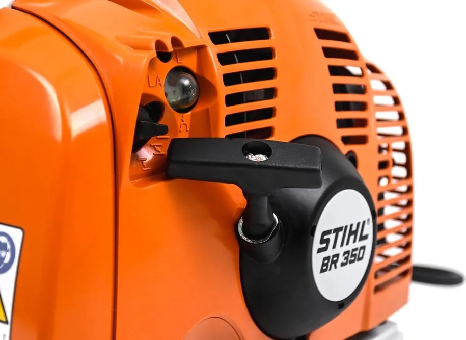 Benzínový zádový fukar na listí STIHL BR 350