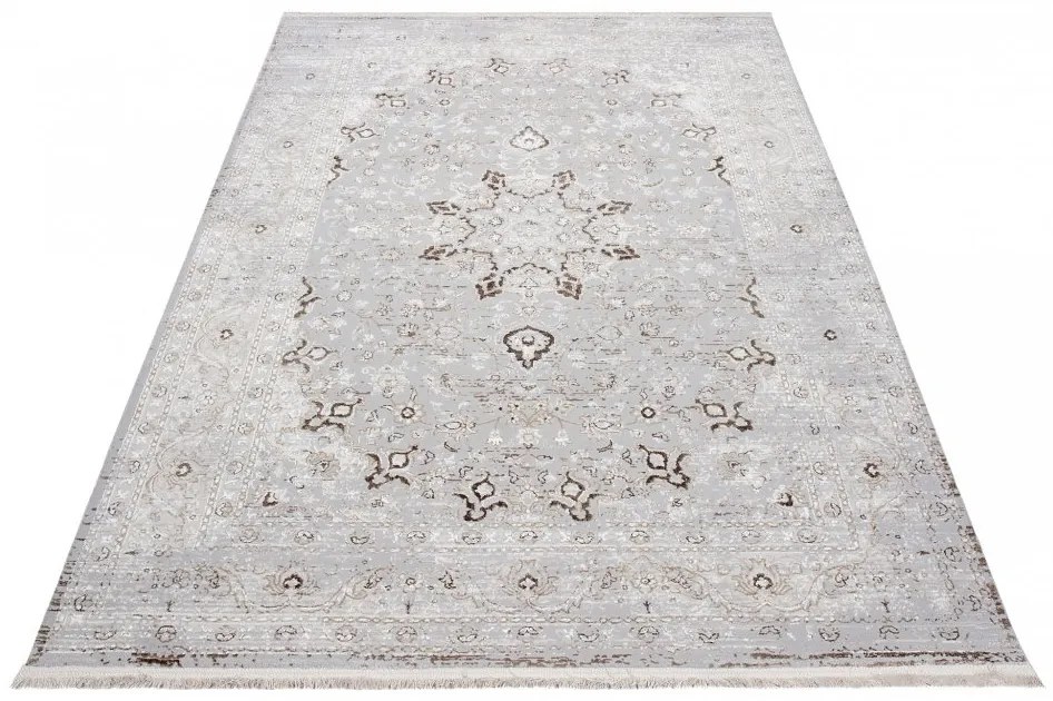 Světlý bílo-šedý vintage designový koberec se vzory Šířka: 120 cm | Délka: 170 cm