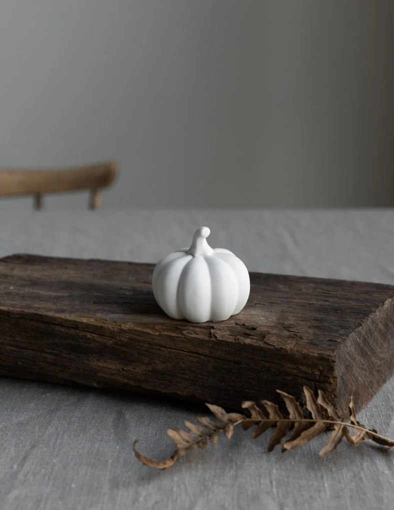 Podzimní dekorace dýně Hagsvik White 6 cm Storefactory Scandinavia