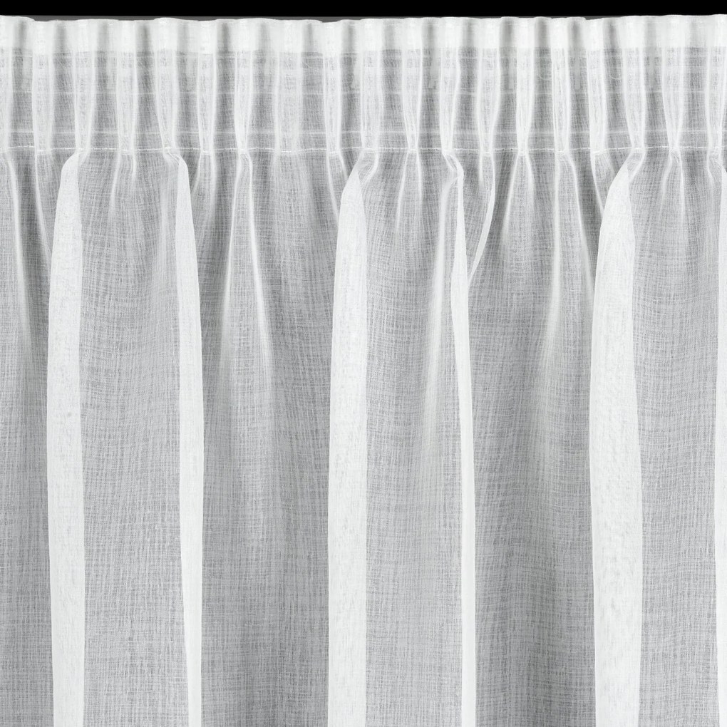 KRÁTKÁ ZÁCLONA NA PÁSCE SUZAN 350X150 CM BÍLÁ
