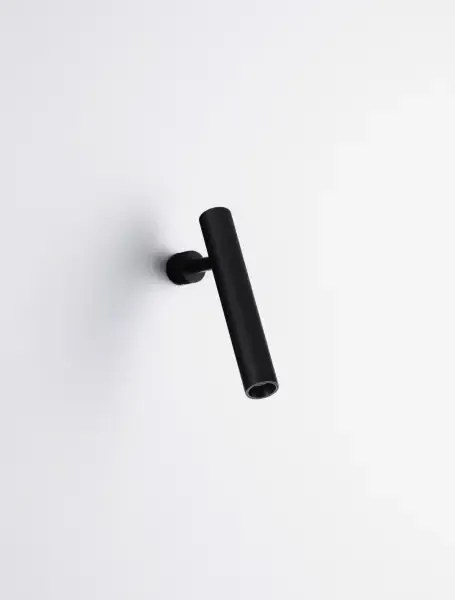 Minimalistické nastěnné svítidlo Arlo Černá