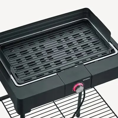 Severin PG 8568 černá / Elektrický gril / 2200W / regulace teploty