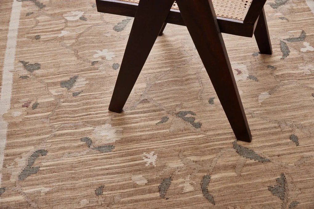 Diamond Carpets India, Ručně vázaný kusový koberec Flora DESP P48 Brown Mix, 240x300, hnědá, chodba / předsíň