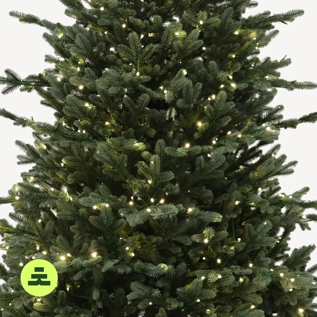 Smrk Exclusive 100 % 900 LED 240 cm