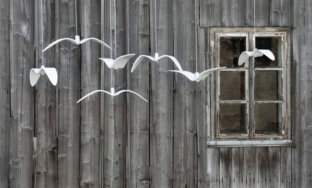 Designové závěsné svítidlo Brokis Night Birds PC962 Povrch Montury: Stříbrný elox, Barva skla: Triplex opal Brokisglass mat, Povrch baldachýnu: kov - černý matný komaxit