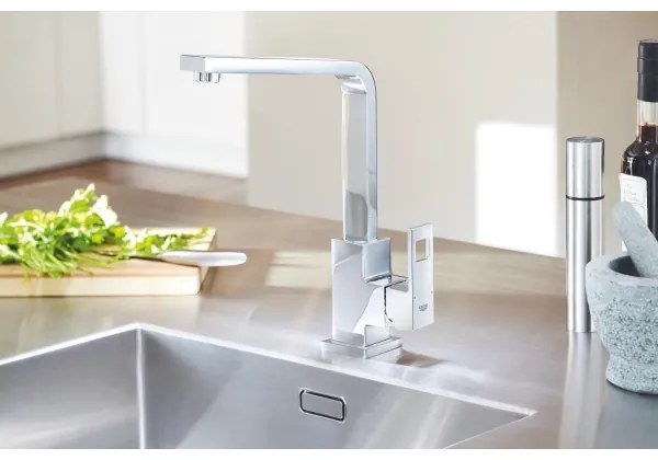 GROHE 31255000 - Dřezová baterie EUROCUBE lesklý chrom