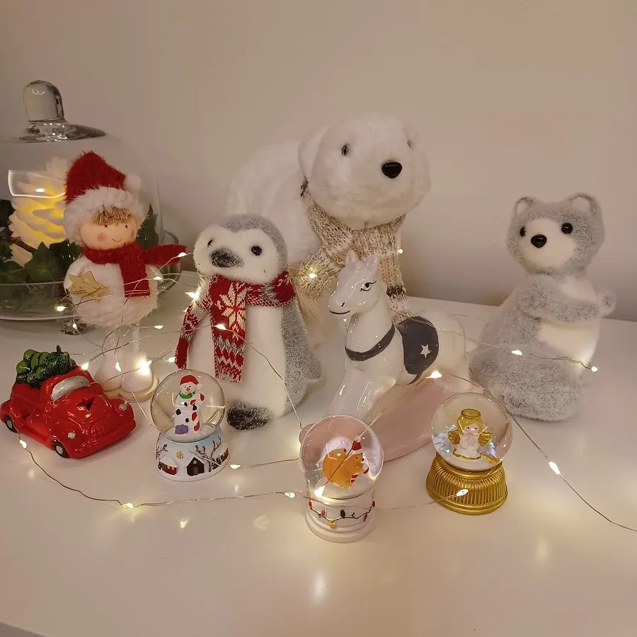 Dekorace lední medvídek 30 × 11 × 20 cm, Polystyren a plyš, bílý