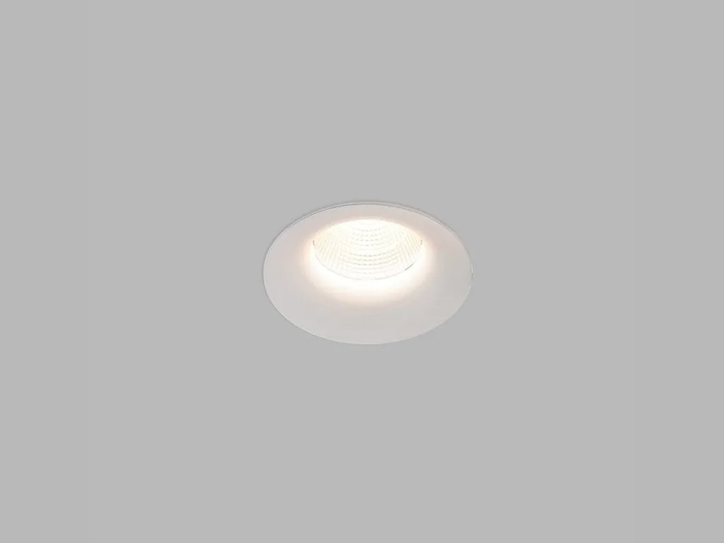 Led2 Zápustné LED svítidlo  SPOT C ø 8,2 cm, hl. 5,2 cm Barva: Bílá, Stmívání, řízení: ON/OFF, Chromatičnost: 3000K