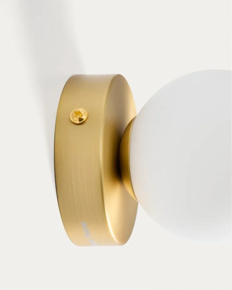 Bílé/ve zlaté barvě kovové nástěnné svítidlo ø 8 cm Brisia – Kave Home