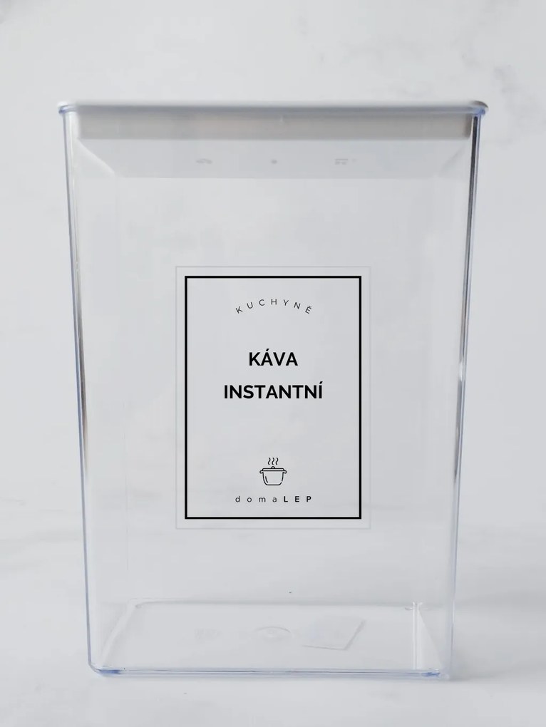 KÁVA INSTANTNÍ – průhledná samolepka na dózu, tučné písmo, 6 × 8 cm | DomaLEP