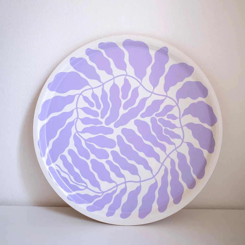 Wrap Ilustrovaný tác dřevěný Art Trays by Linnéa Andersson kulatý fialový