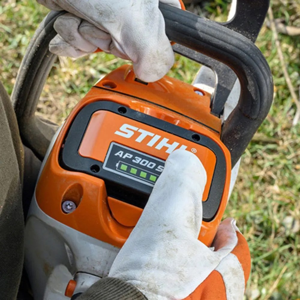 Aku řetězová pila STIHL MSA 220 C-B