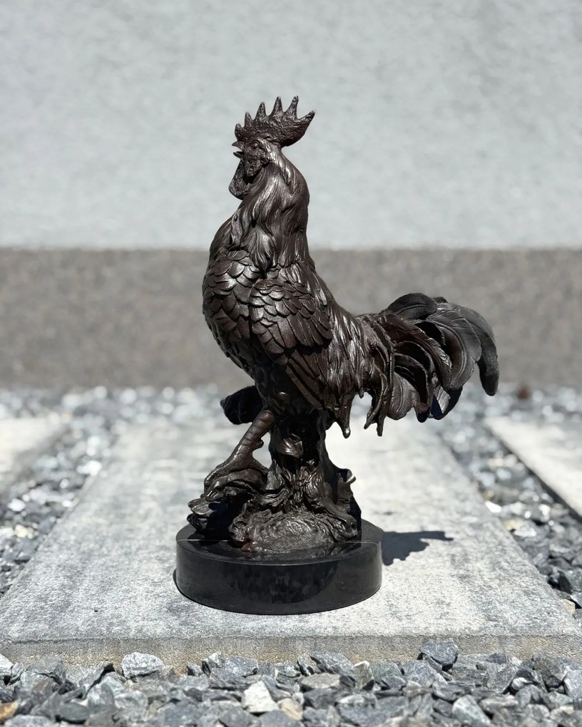 Bronzová socha Kohout – zvířecí figurína