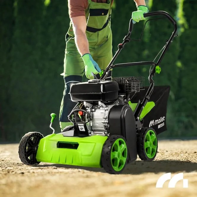 Benzínový provzdušňovač a vertikulátor MALTEC MASTERLAWN-OIL4000