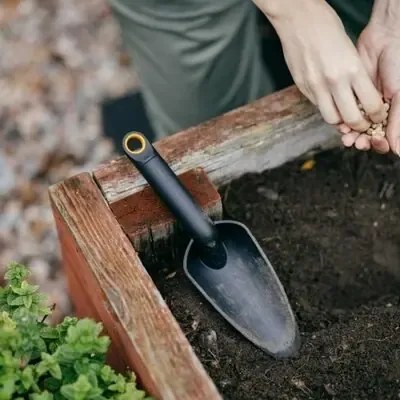 Fiskars Solid 1071899 Lopatka