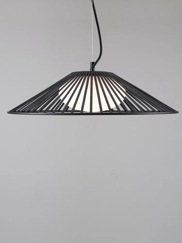 Matně černé kovové LED závěsné svítidlo se skleněným stínidlem ø 50 cm Brume – Nova Luce