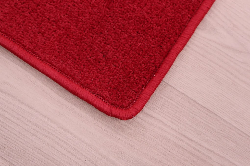 Spoltex, AKCE: 250x250 cm Kusový koberec Eton červený 15 čtverec, červená, obývací pokoj