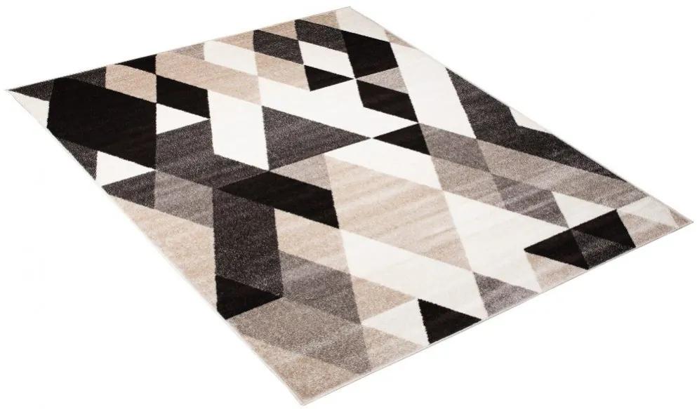 Moderní koberec s barevným vzorem Šířka: 133 cm | Délka: 190 cm