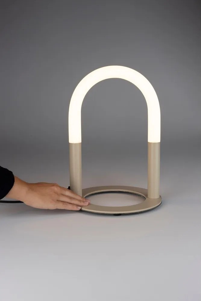 Béžová kovová LED stmívatelná stolní lampa (výška 36 cm) Arch – Zuiver