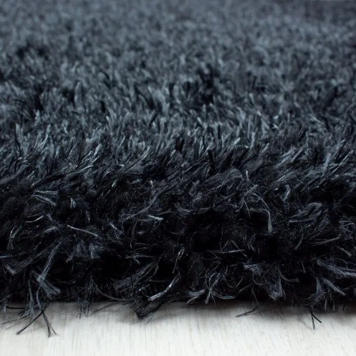 Vopi | Kusový koberec Brilliant shaggy 4200 black - Kruh průměr 120 cm