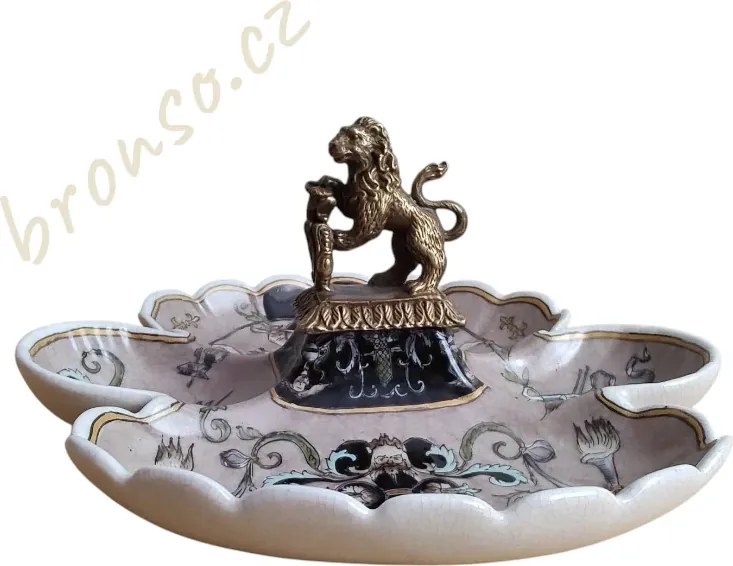 Porcelánová miska s bronzovým lvem – dekorativní servírovací mísa ve stylu Art Nouveau