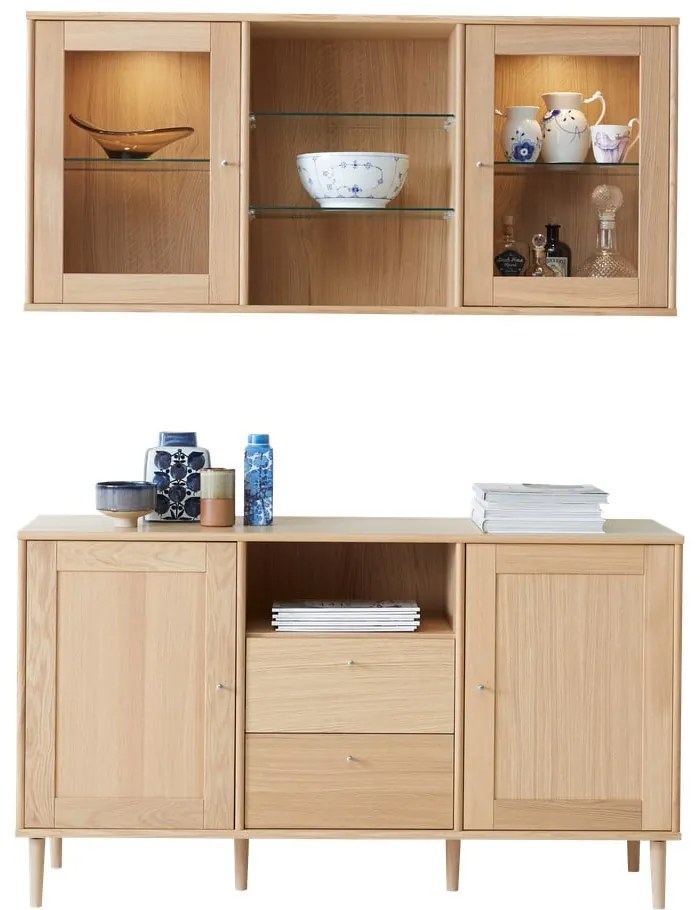 Set nástěnné vitríny s osvětlením a komody v dekoru dubu 133x136 cm Mistral - Hammel Furniture