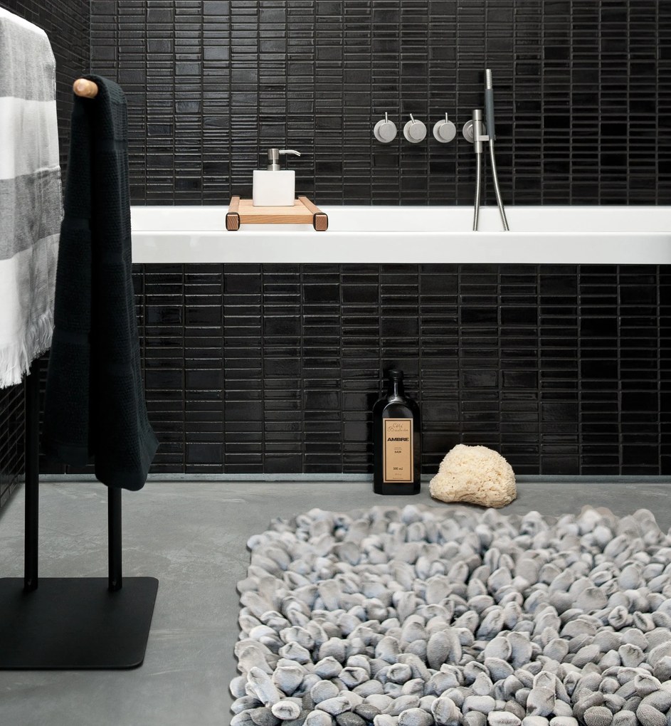 Koupelnový kobereček Rocca 70 x 120 cm černý