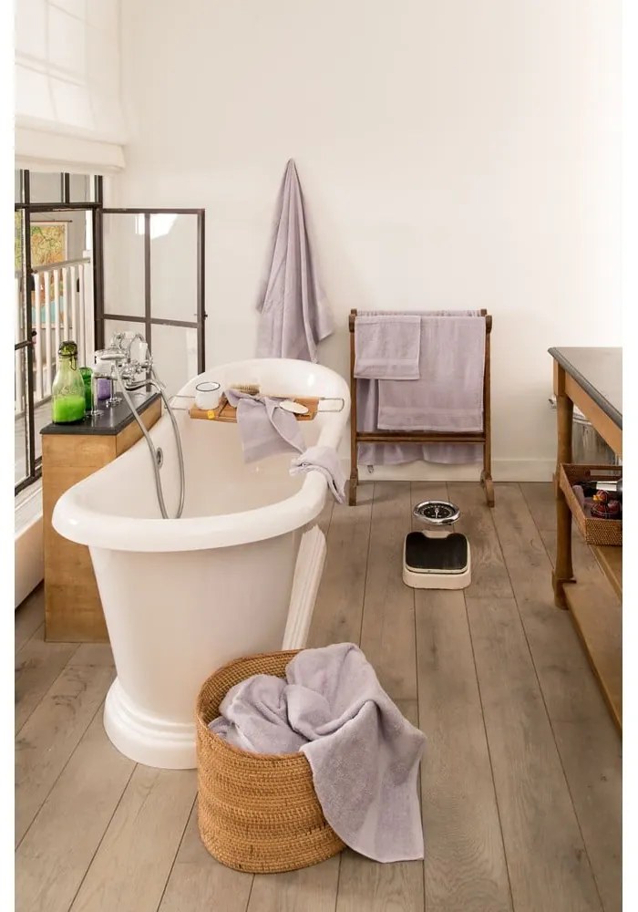 Šeříkově fialový ručník Tiseco Home Studio, 50 x 100 cm