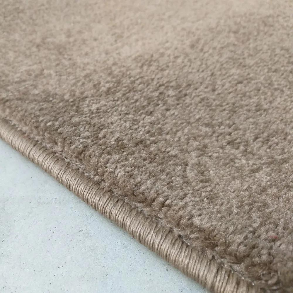 Shaggy jednobarevný koberec v béžové barvě Šířka: 120 cm | Délka: 170 cm