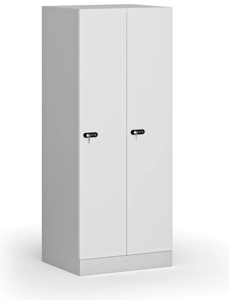 Snížená šatní skříňka S1, 2 oddíly, 1500 x 600 x 500 mm, demont, mechanický kódový zámek, laminované dveře, bílá