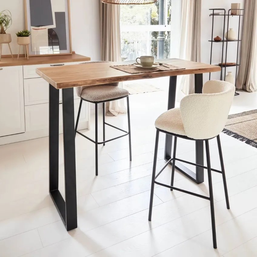 Bílá bouclé barová židle Kave Home Ciselia 65 cm