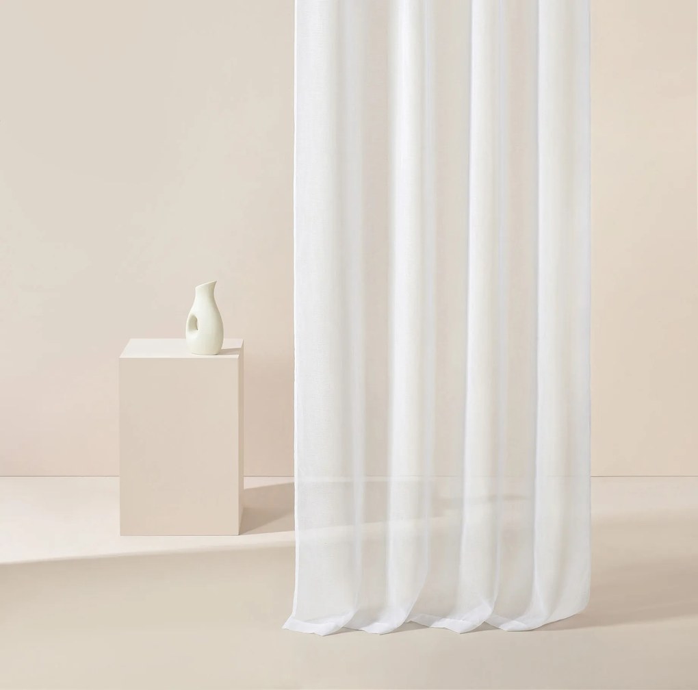 Room99 Záclona na kroužcích Novelia Barva: Bílá, Velikost: 250 x 230 cm
