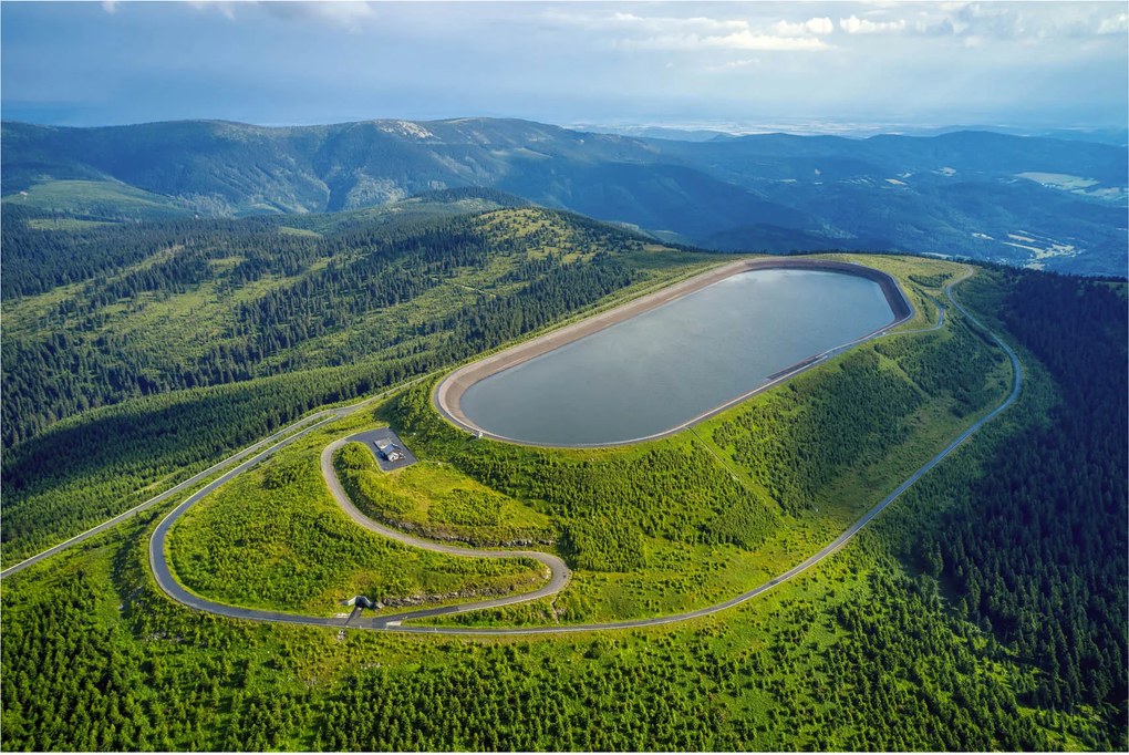 Tomáš Neuwirth | Hladinka Rám: Černý, Velikost: 70 x 100 cm