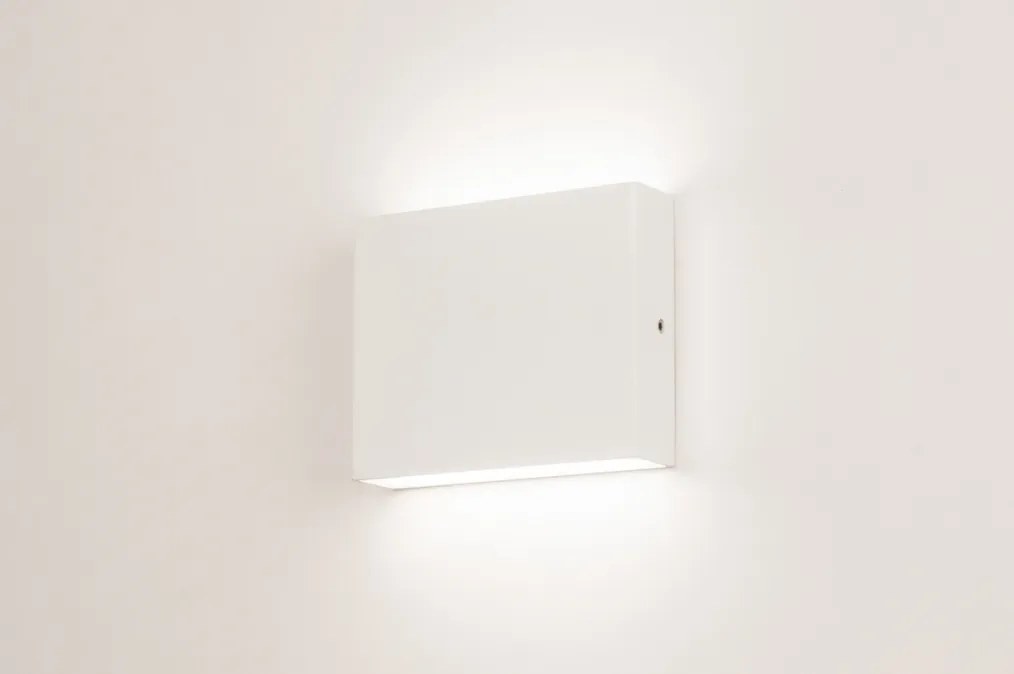 Nástěnné svítidlo Merre 36 White IP54