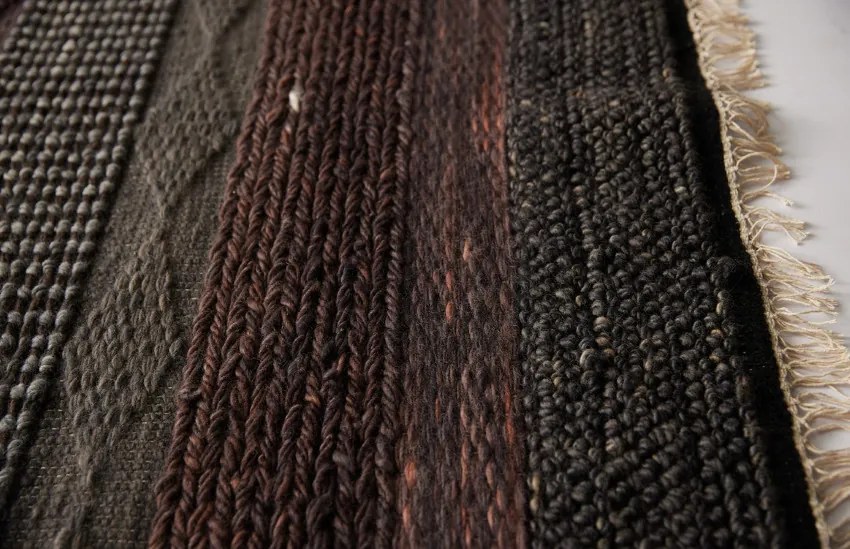 Diamond Carpets India, Ručně vázaný kusový koberec Black Melange DE 2006 Multi Colour, 140x200, hnědá, ložnice
