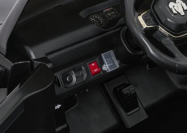 Elektrické autíčko RAM 3500 černé