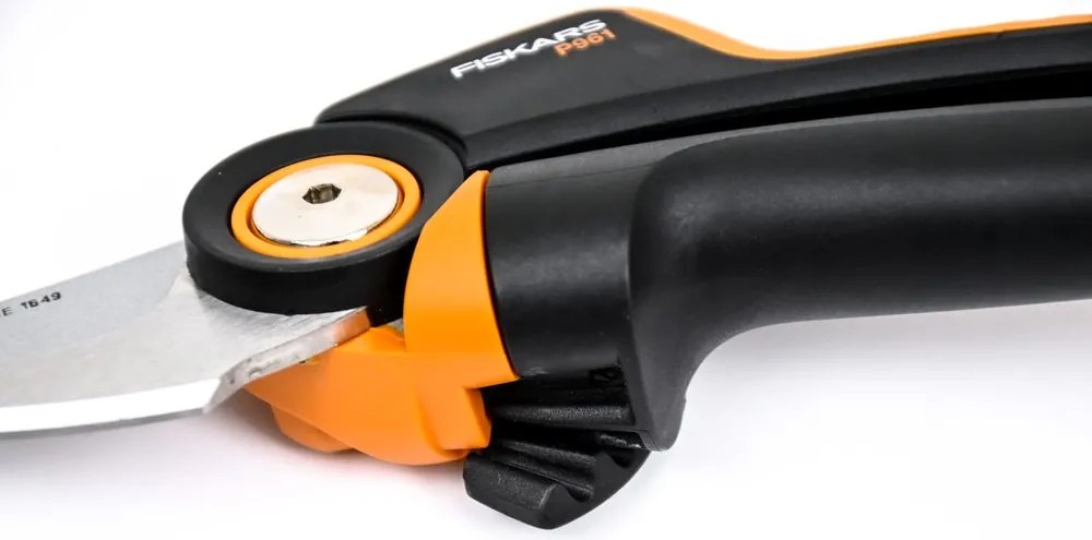Ruční zahradní nůžky Fiskars PowerGear X P961 1057175