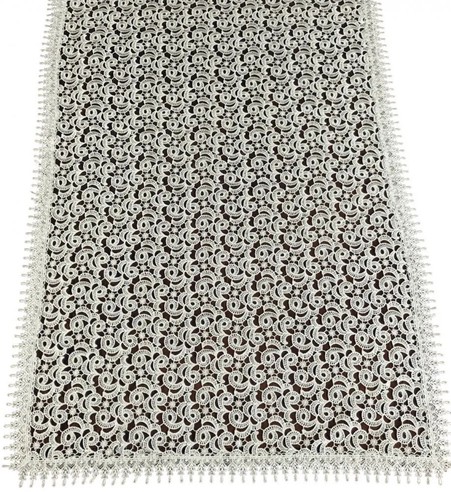 Krémový krajkový ubrus s ozdobným okrajem Šířka: 60 cm | Délka: 120 cm